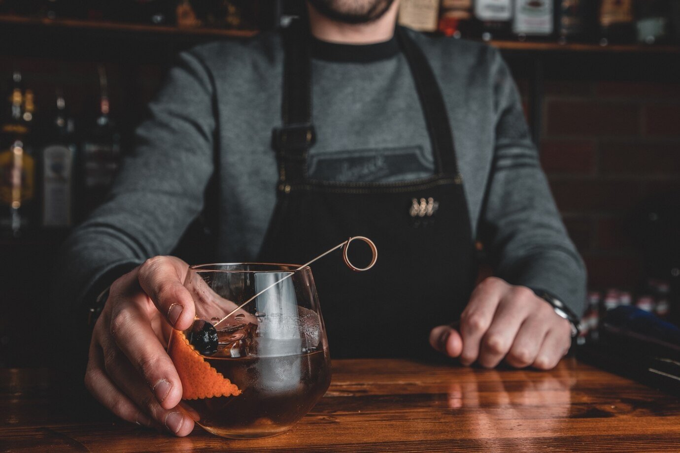 How to Become a Bartender in 10 Steps & Land Your First Job
